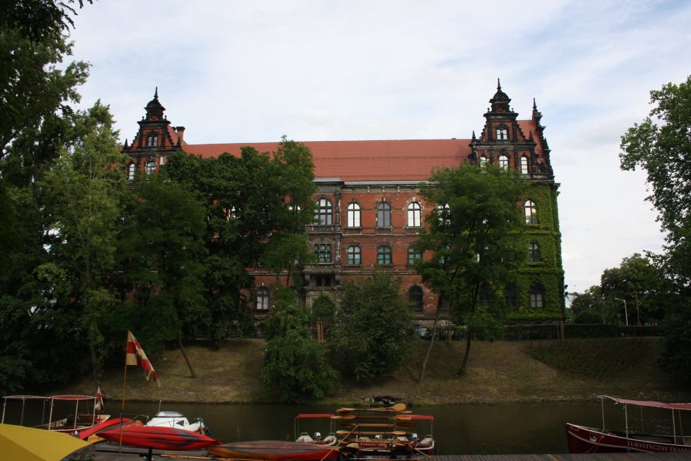 The medieval artisans of Poland – Content Catnip