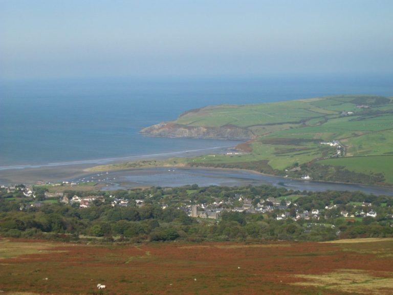 Travel: Poking around the Mynydd Carningli neolithic hillfort – Content ...