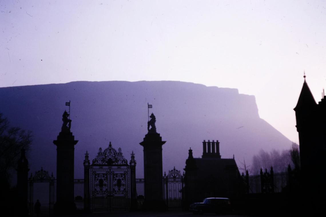 Travel: A Survival Guide to Edinburgh Slang and Scots Words – Content ...